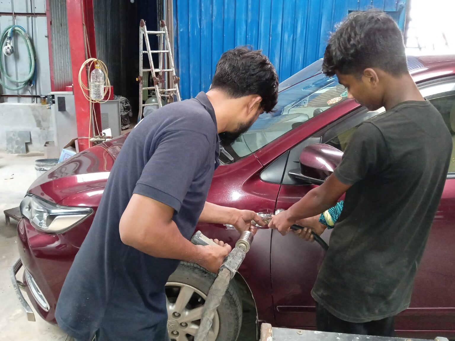 Dent & Paint – Sumatra Motors